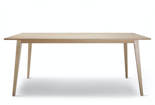 Stockholm - dining table